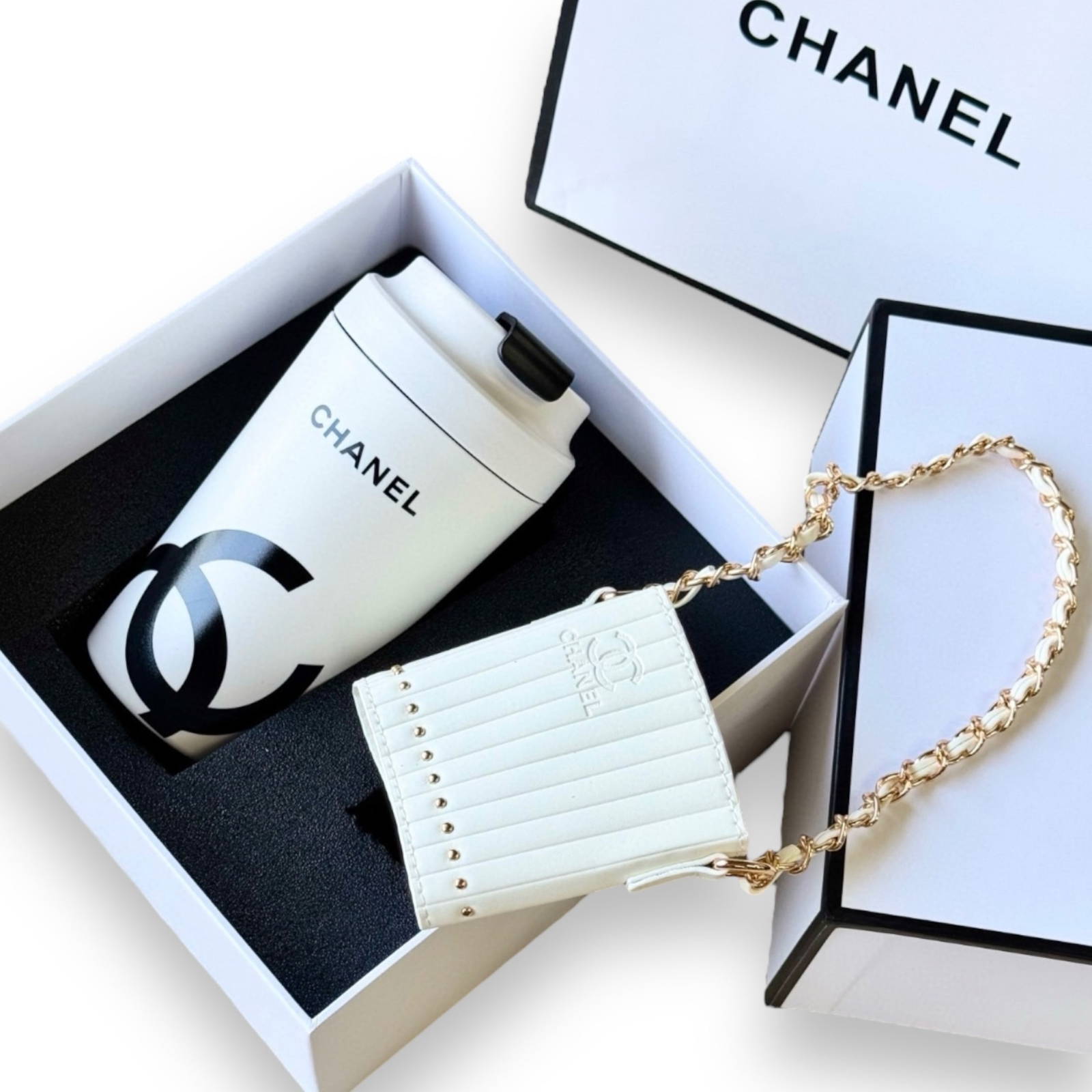 Chanel 2pc Gift Set White/black Coffee Mug & Sleeve W/ Original Box Auction