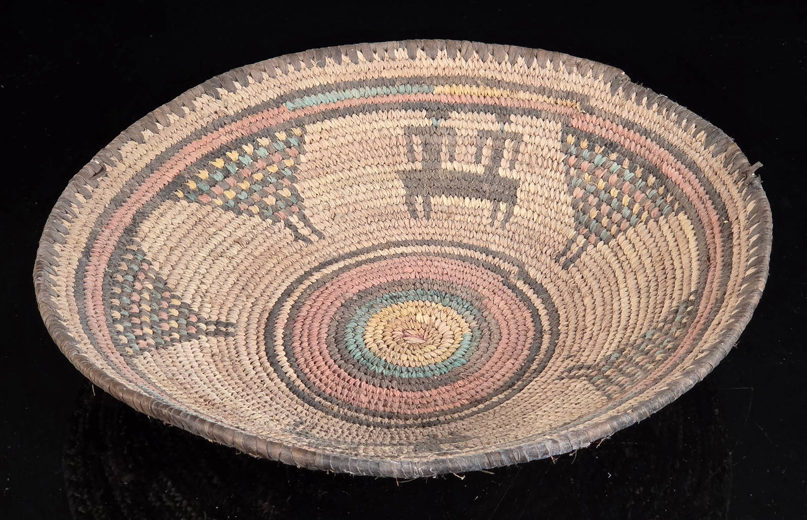 Native American Colored Rye Basket - Aug 02, 2025 | Gehman Auctions In Pa