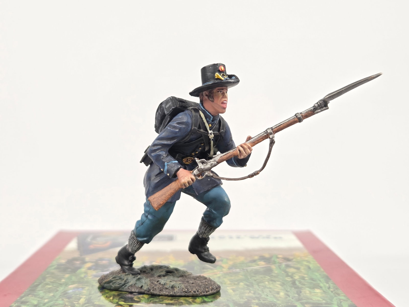 Britain 31294 Union Iron Brigade Charging Auction