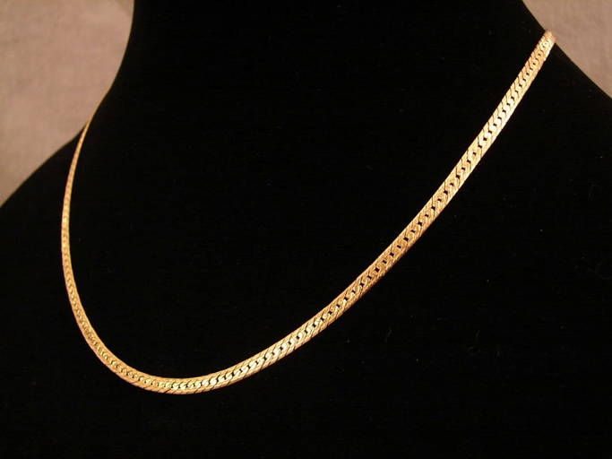 Fine Link Chain Necklace 18kt.