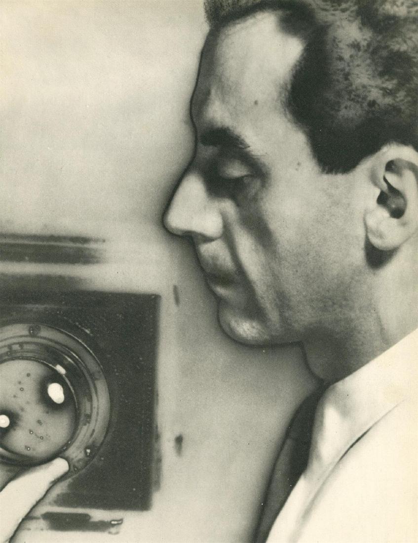 285: MAN RAY - Man Ray Self-Portrait