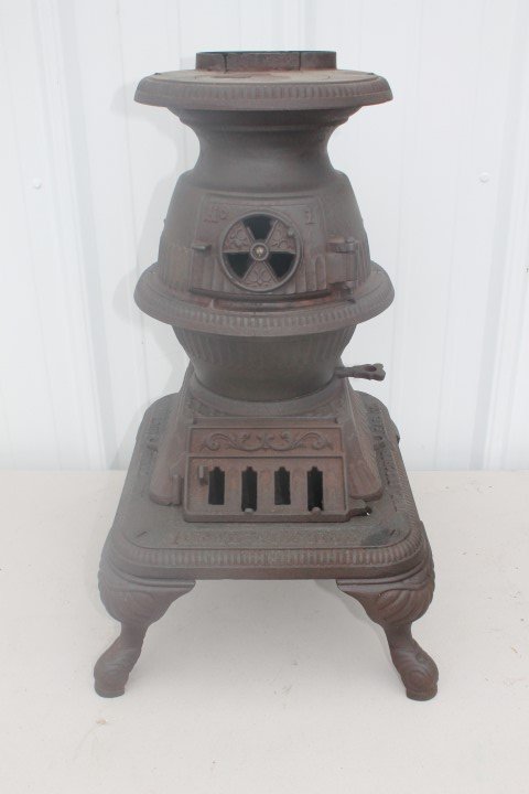 Ideal Arizona No. 1 cast iron laundry stove. 1895 The