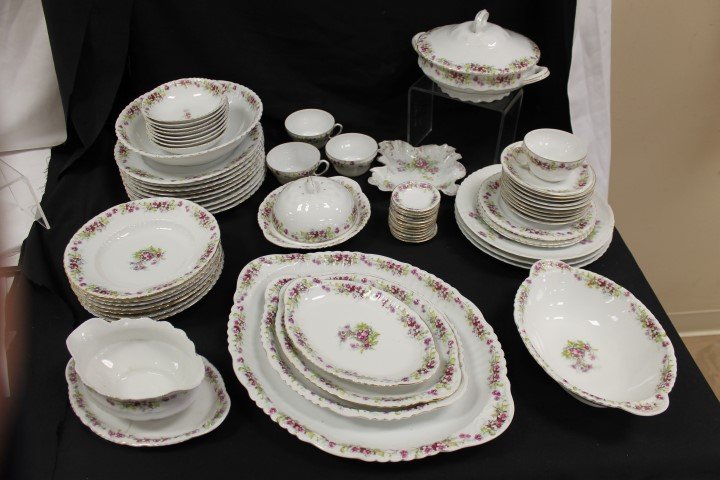Victoria Carlsbad Austria China With Violets