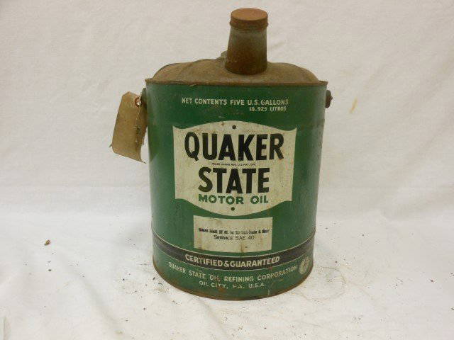 Quaker State 5 Gallon Oil Can Sae 40, Scratches And