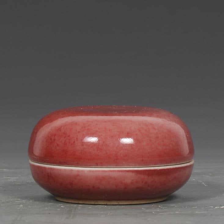 A Red Seal Box Of Cylinder Beans Made In The Kangxi Year Of The Qing ...