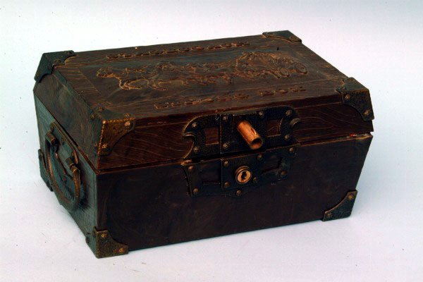 Daisy Stagecoach Strong Box