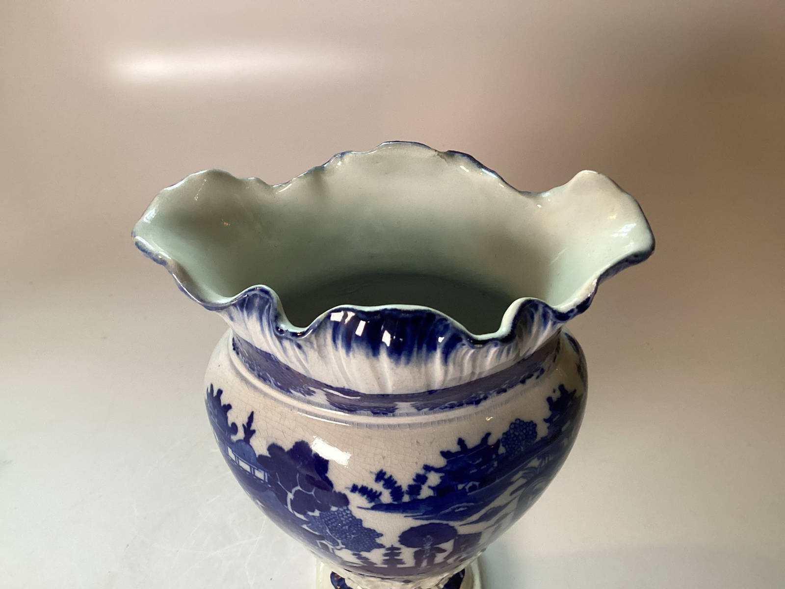 Fine English Pearlware Feather Edge Blue Transferware Vase Auction