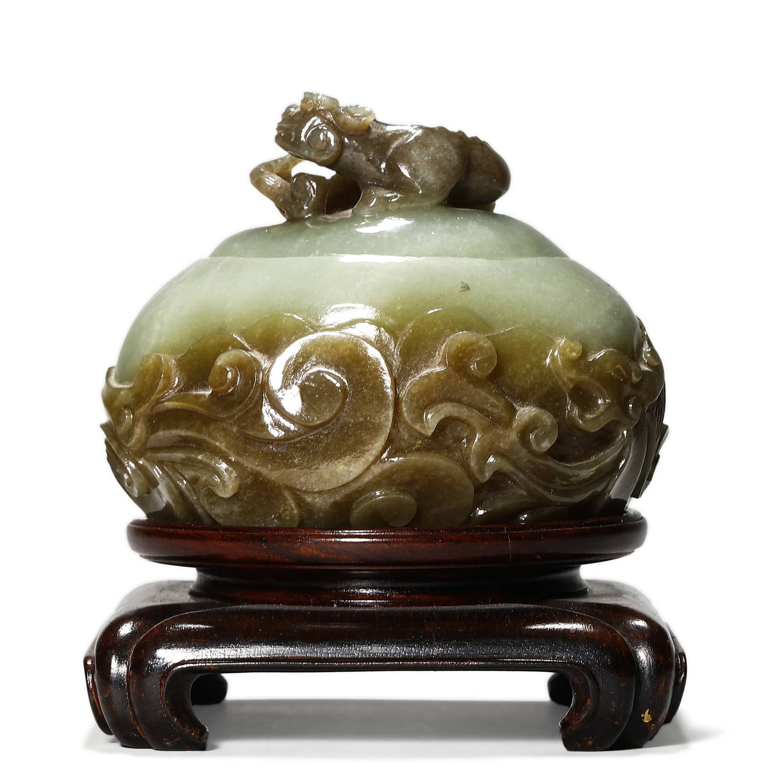 A Chinese Jade Box With Dragon-form Knop - Jun 20, 2025 | Oldstone ...