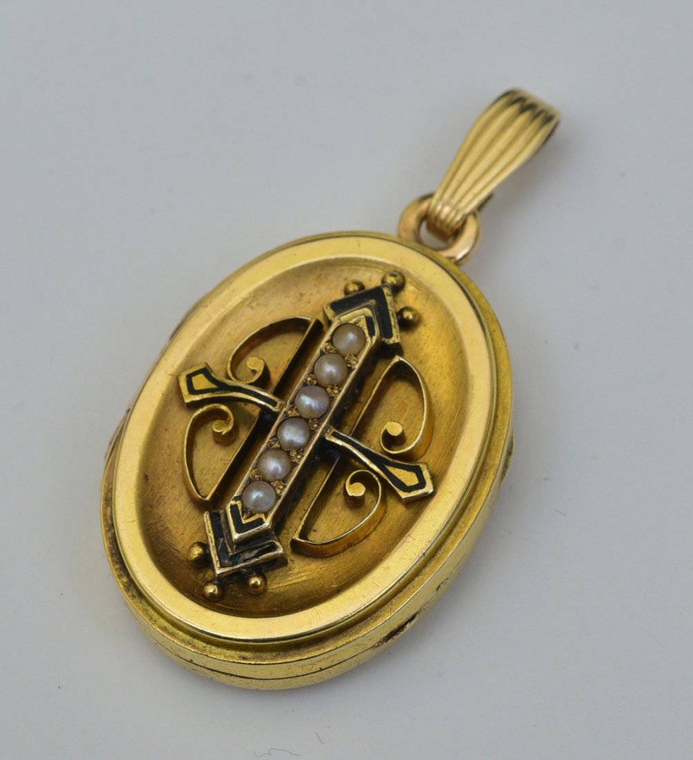 Victorian 14k Locket Auction