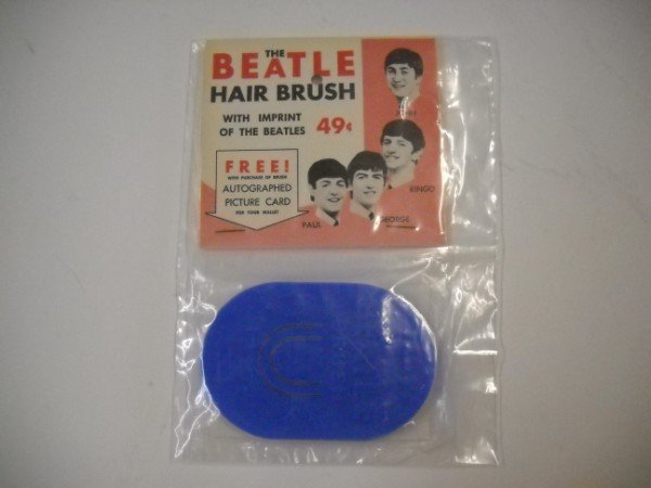 28: THE BEATLES HAIR BRUSH