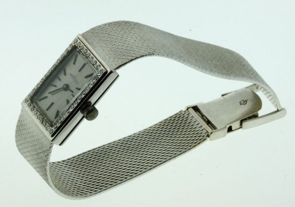444: Ladies' Angelus Watch Diamonds 14kt White Gold - W