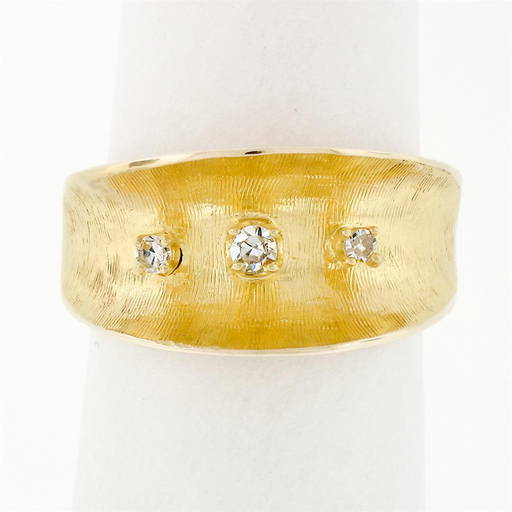 $1 Start! Art & Treasure Catalog // 10.7.23 2023-10-07 Auction - 831 ...