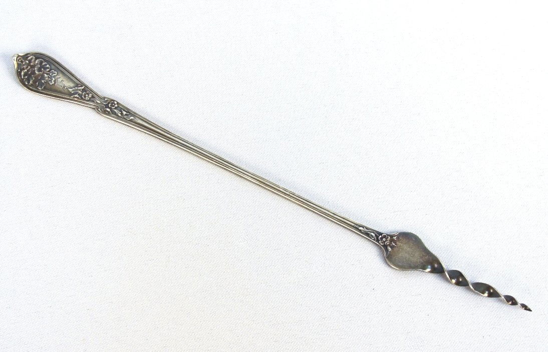 Antique Sterling Silver Butter Pick Twisted ED1298