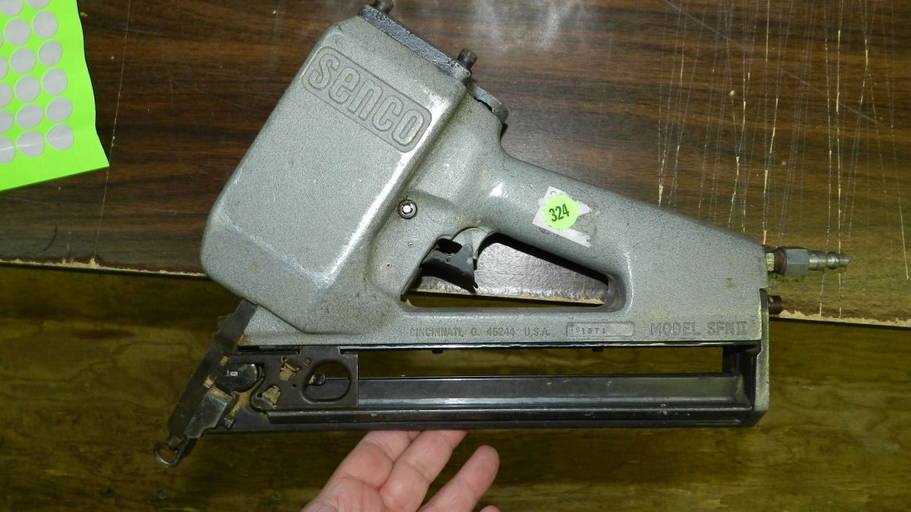 Senco Air Nail Gun