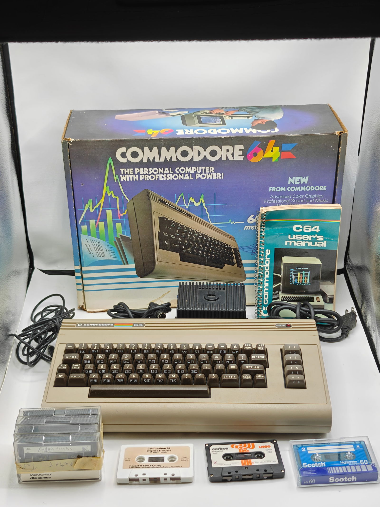 Commodore 64 Computer With Box - Jul 27, 2025 | Crossroads Estate ...