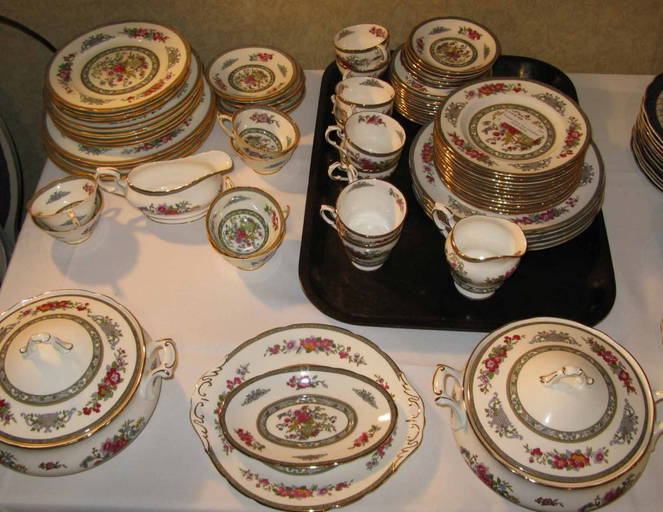 Paragon China “tree Of Kashmir” Dinner Service