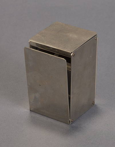 Demon Wonder Box (silk Wonder Box) – Davenport’s & Co.