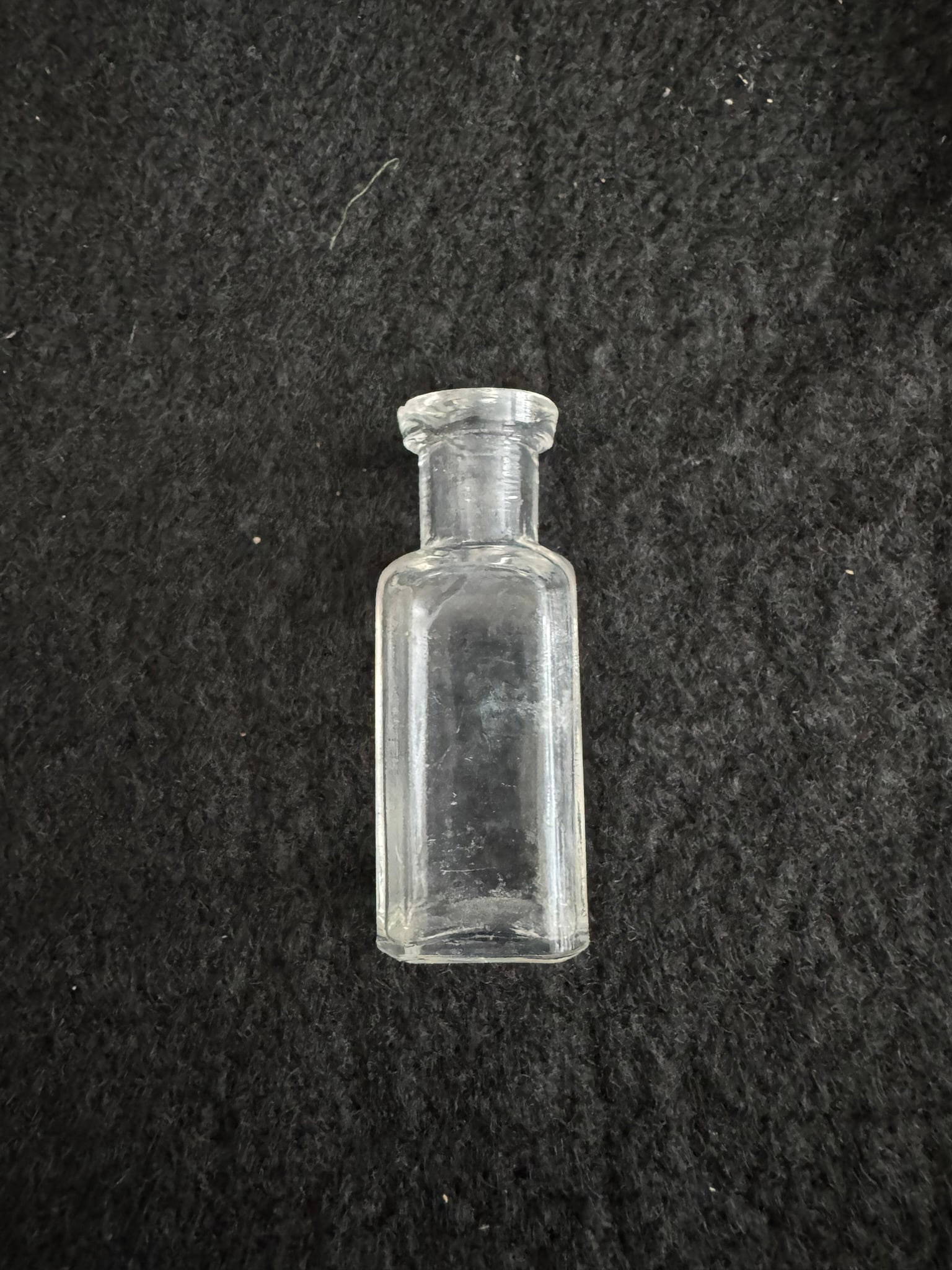 Antique Clear Glass Apothecary Or Perfume Bottle Auction