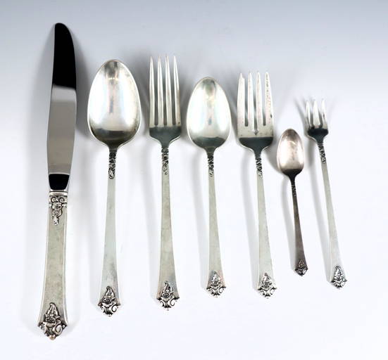 Royal Crest Castle Rose Sterling Flatware