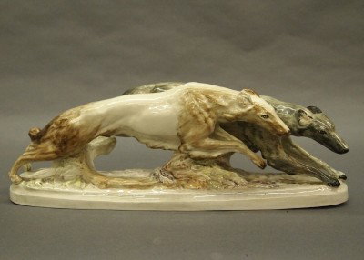 61: Goldscheider/Myott figure.