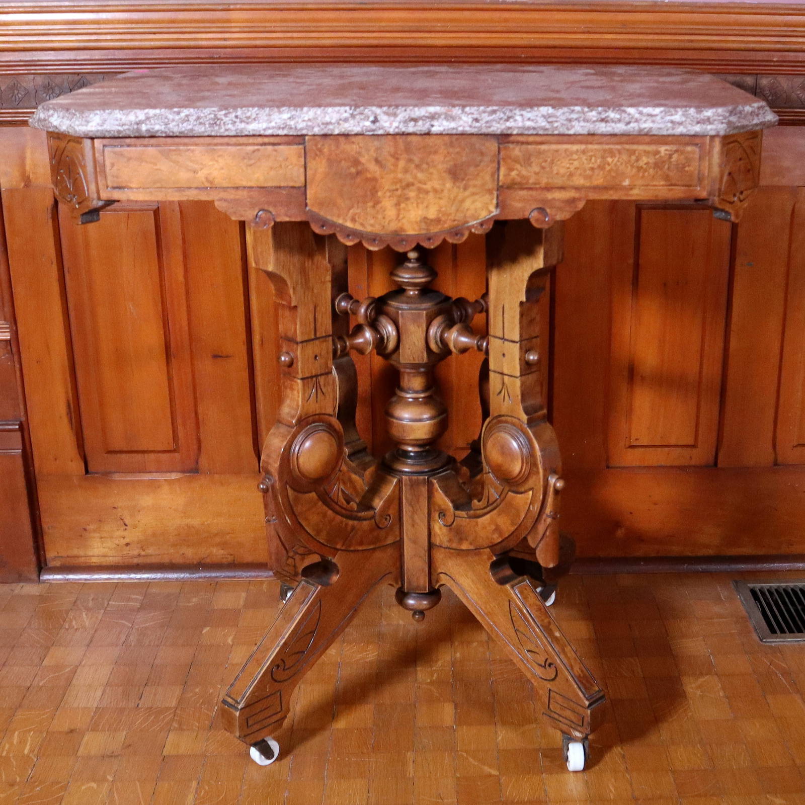 Victorian Parlor Table Auction